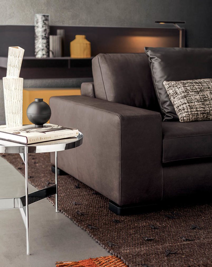 Meridiano Sofa | LOOP